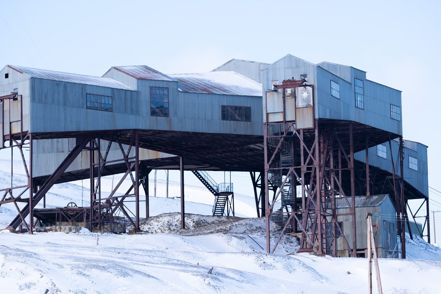 The History of Svalbard (Summarised) - The Hidden North